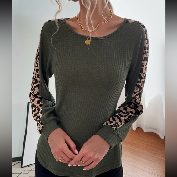 Tops | Boho Leopard Print Raglan Sleeve Blouse | Poshmark